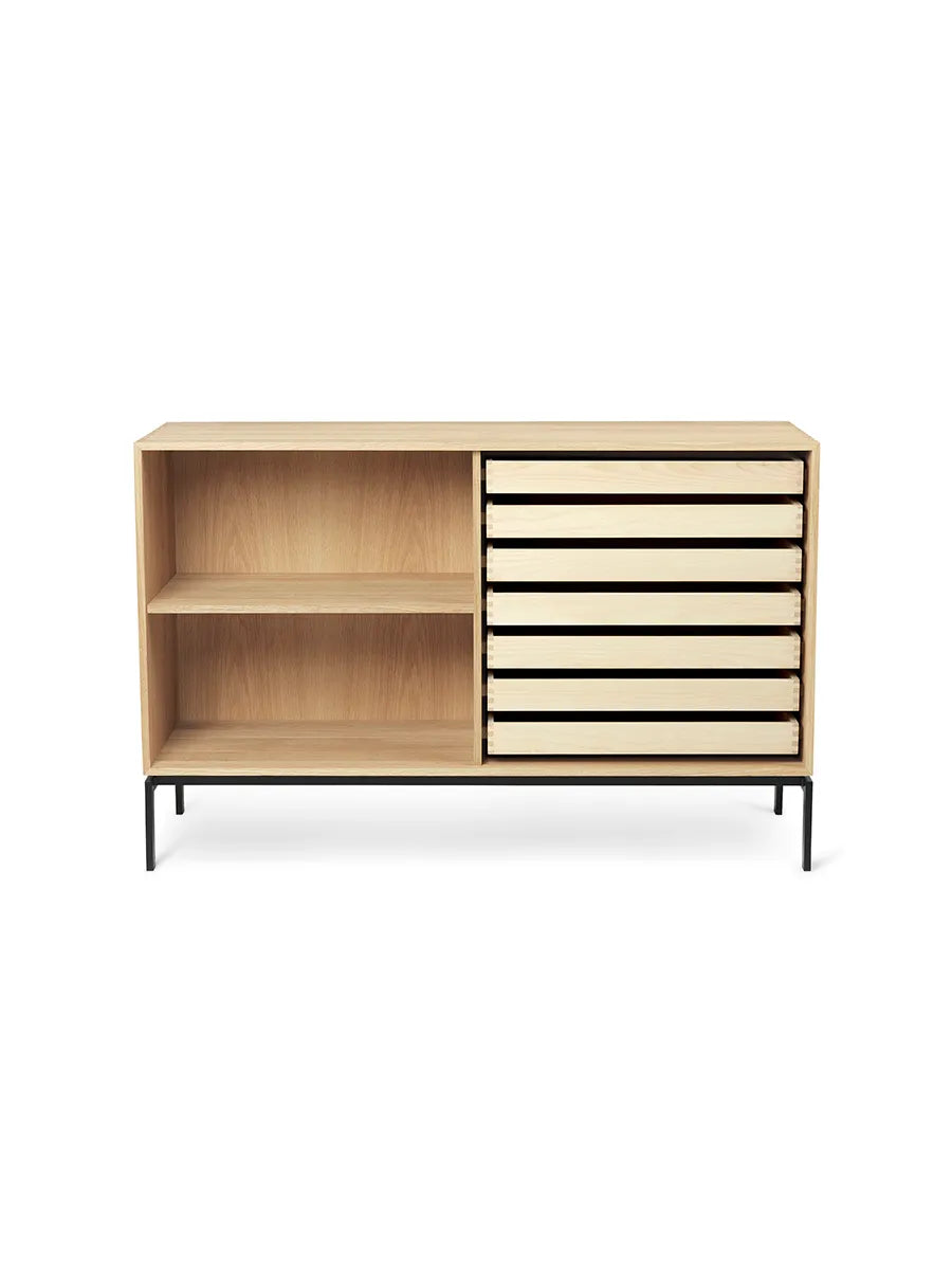 FK63 reol på ben med bakker | Køb FK63 fra Carl Hansen & Søn her