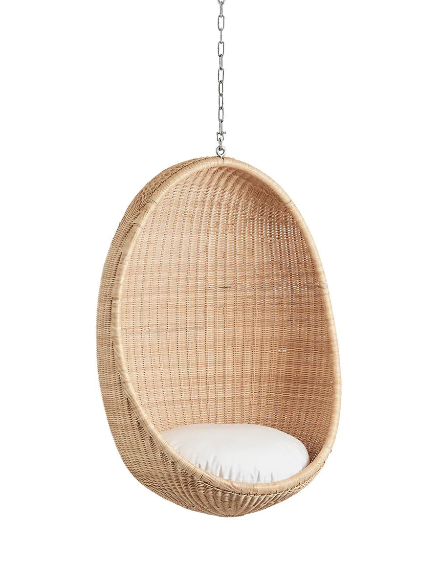Outdoor Hanging Egg af Nanna Ditzel | Køb Den Ikoniske Stol Her